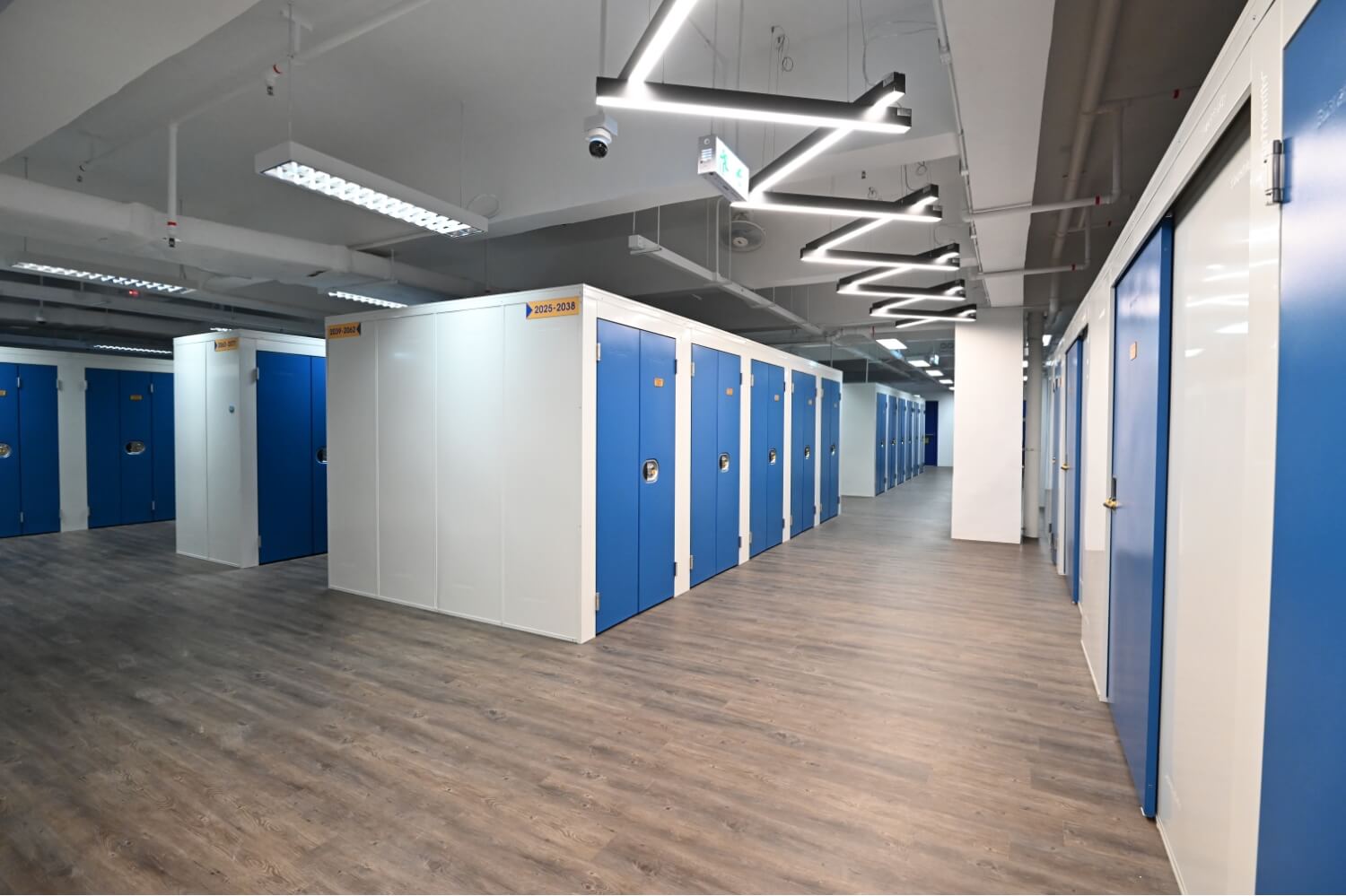 Traditional Solutions - StoreFriendly Tower